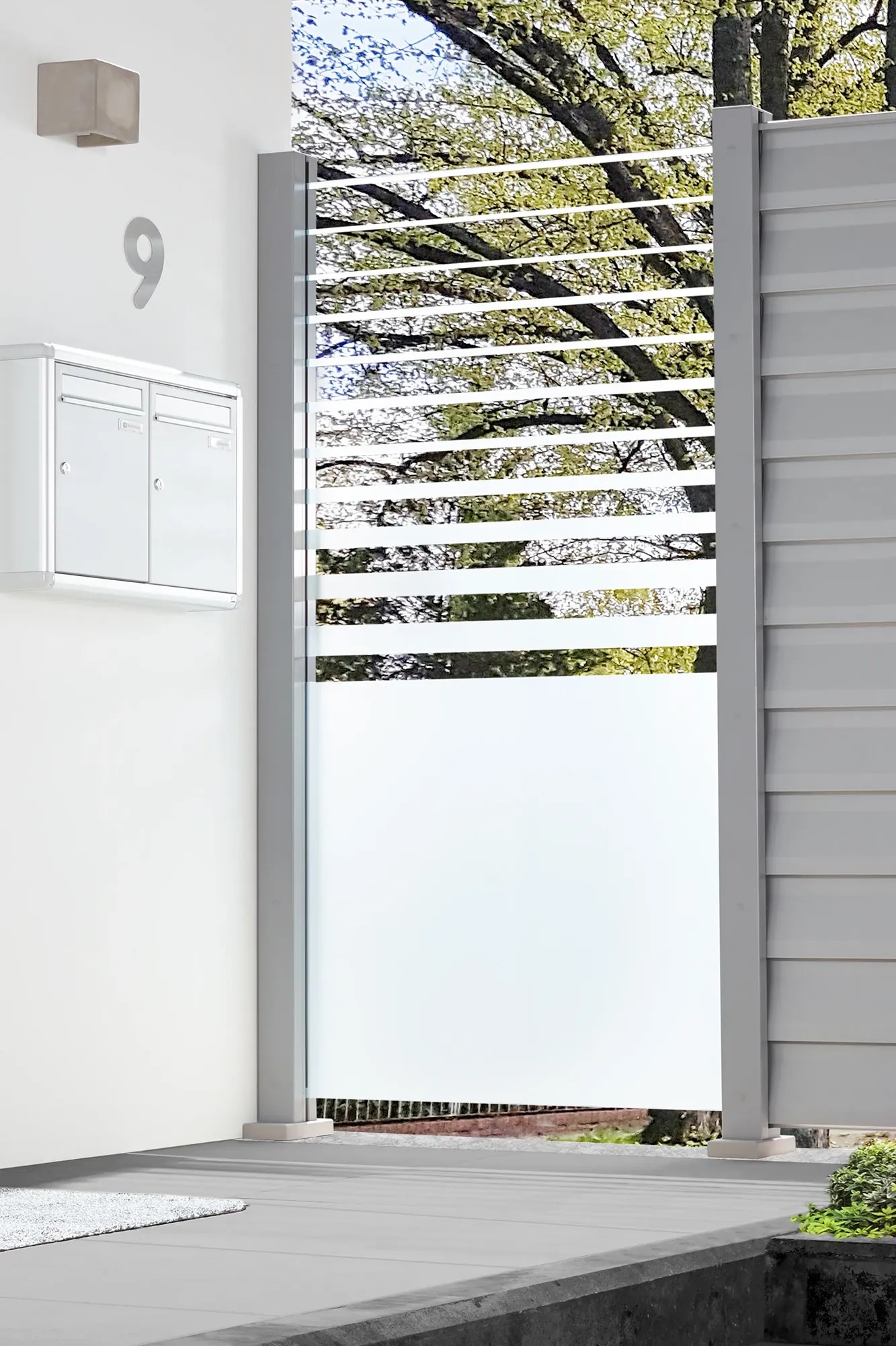 Séparation de balcon et terrasse en verre