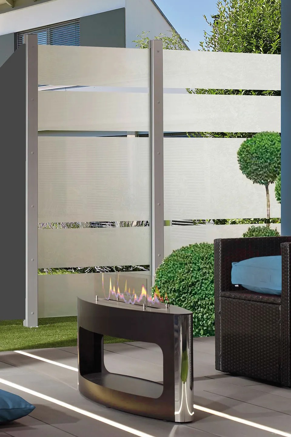 Séparation de balcon et terrasse en verre
