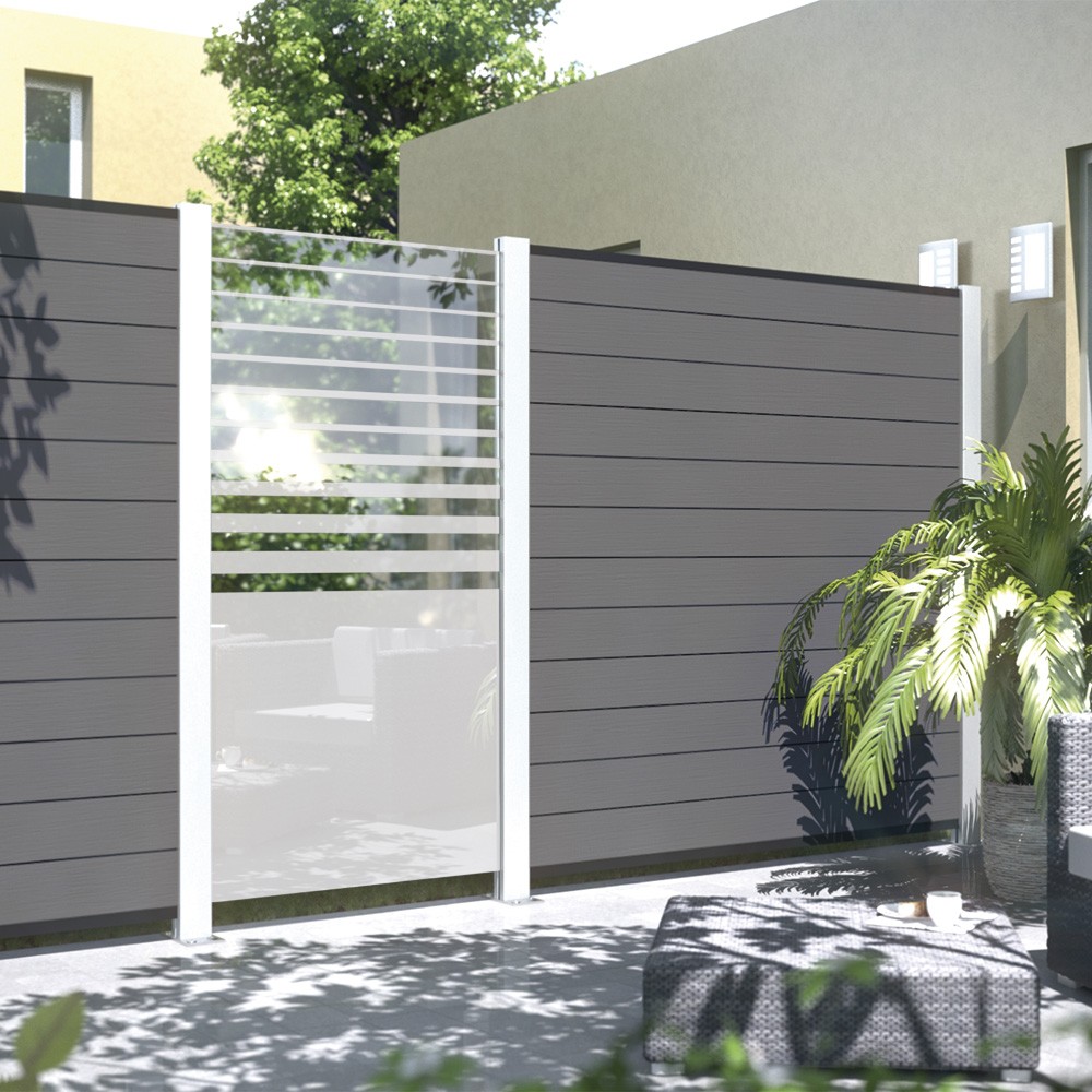 Séparation de balcon et terrasse en verre